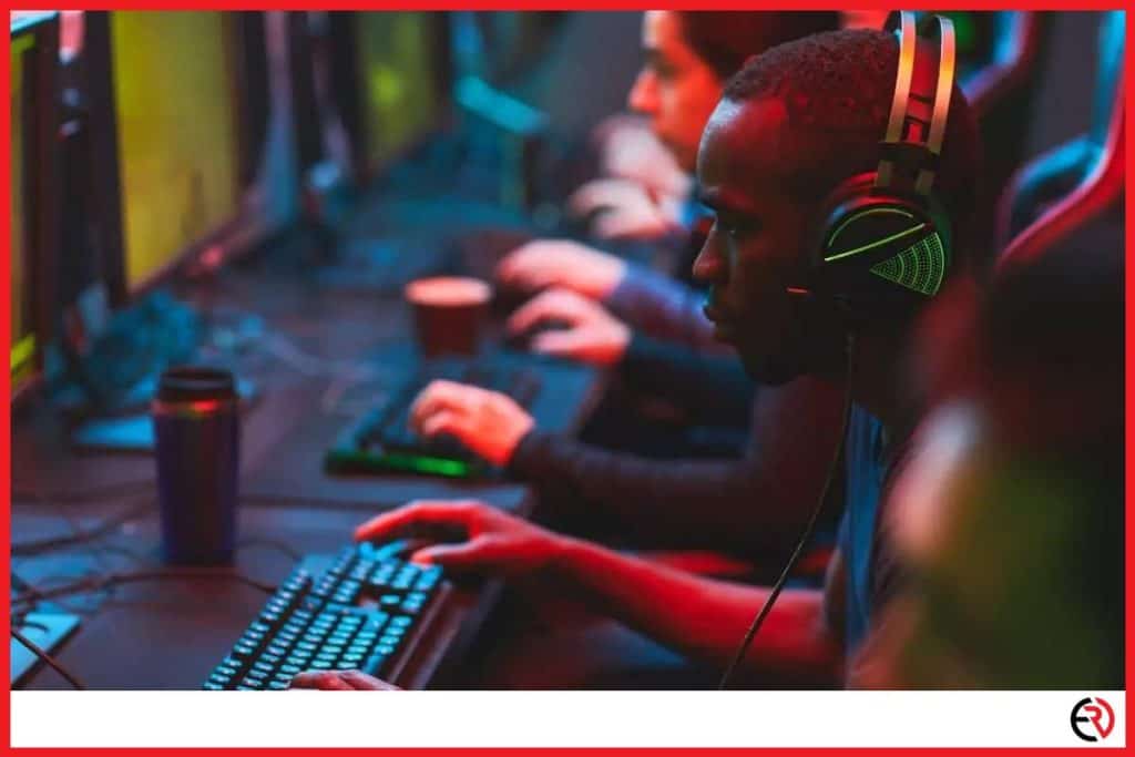 11 Best Headsets for YouTubers (with the Best Mic) – Ear Rockers