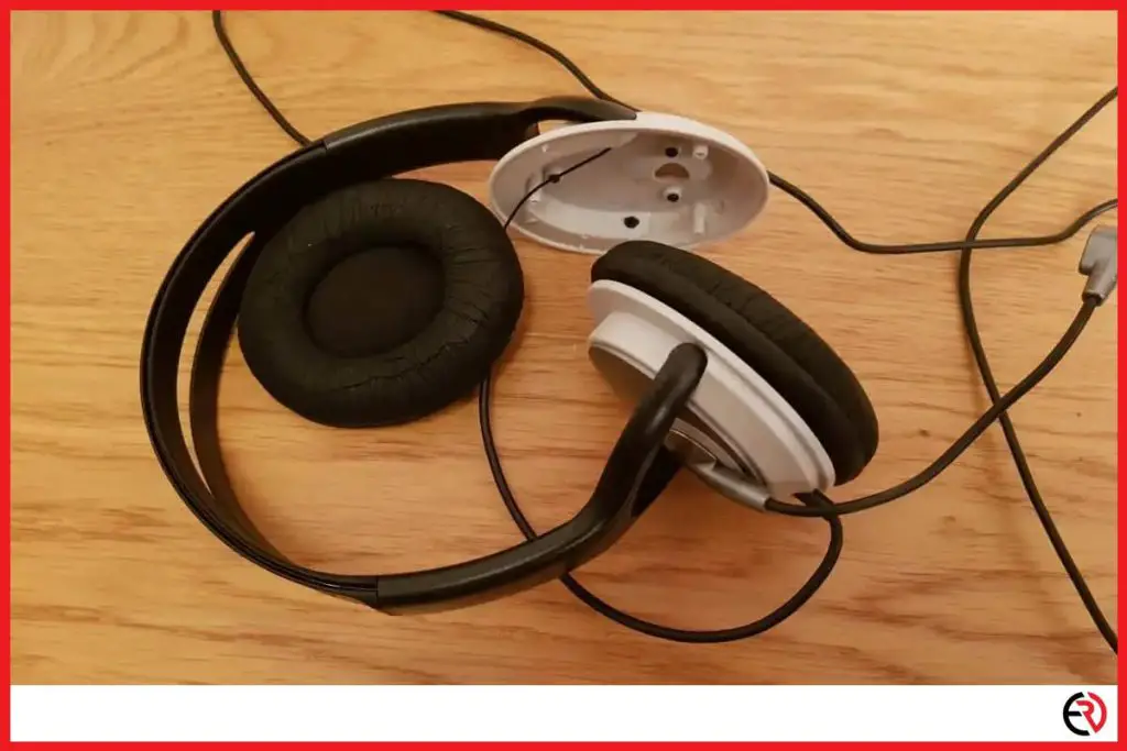 Headphone Ear Pads (Different Materials and How to Replace) – Ear Rockers